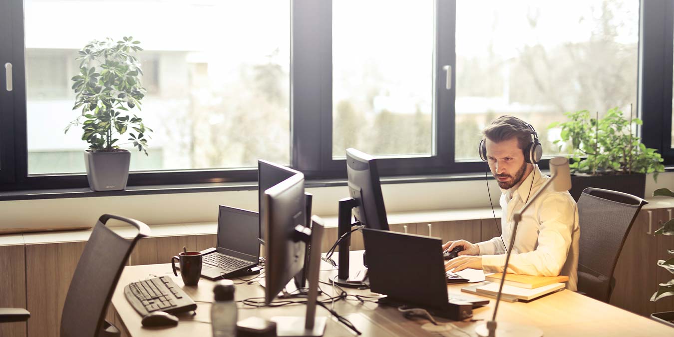 How to Run Hyper-V on Any Windows 11 System - Make Tech Easier