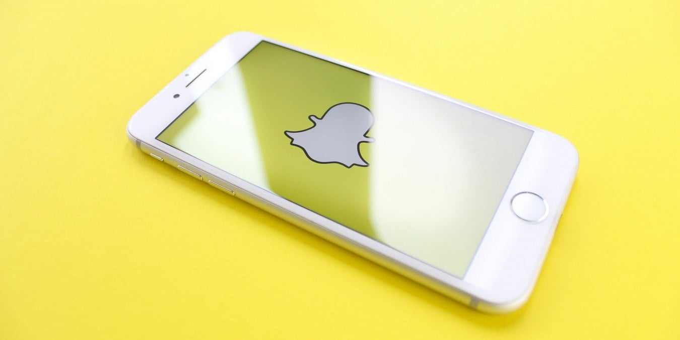 How to Use Snapchat Memories to Save Snaps and Stories - Make Tech Easier