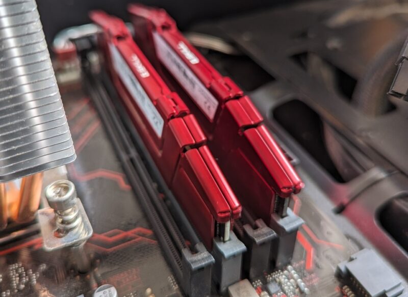 How to Install RAM in Your Desktop PC - Make Tech Easier
